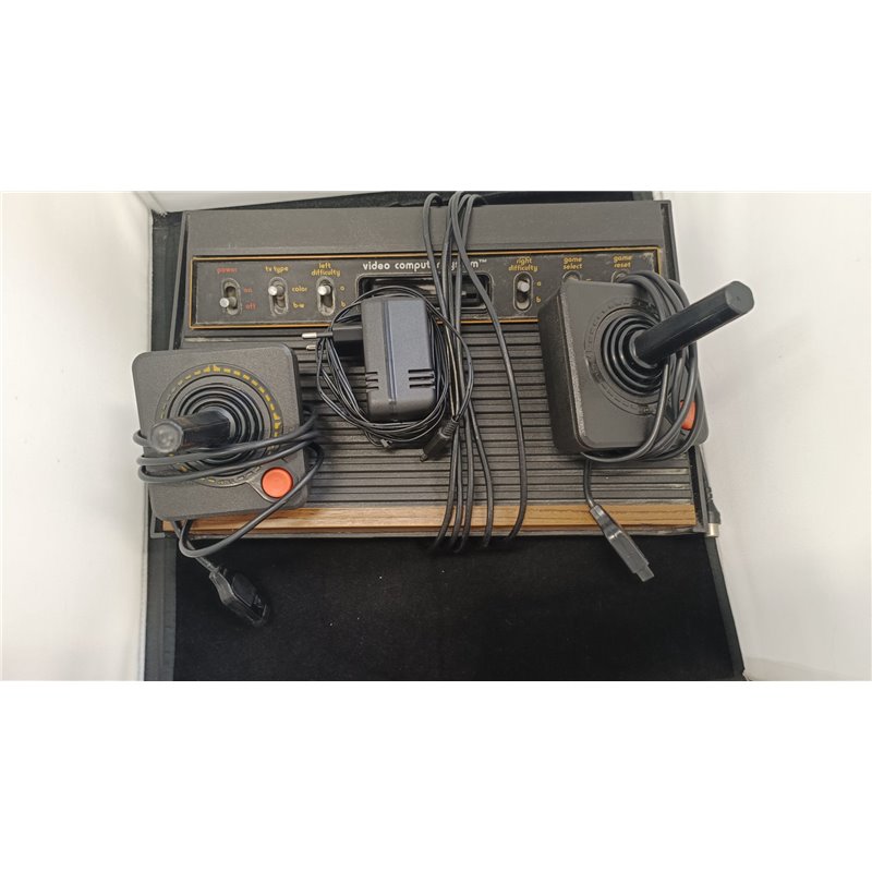 Atari 2600 incl. 2 Controllers