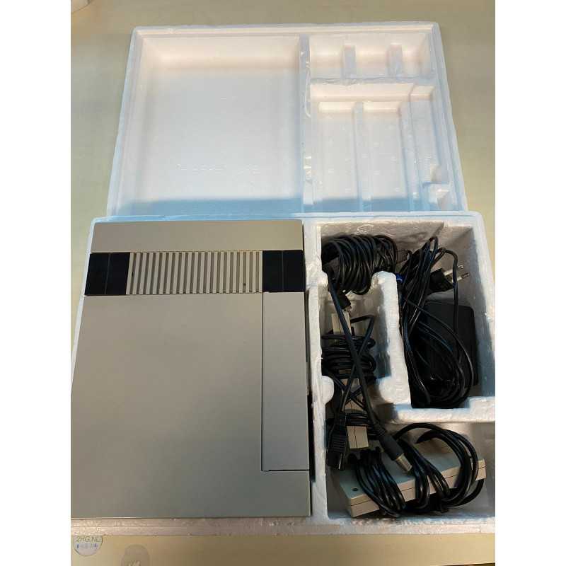 Nes Console Boxed incl. Ice Climber